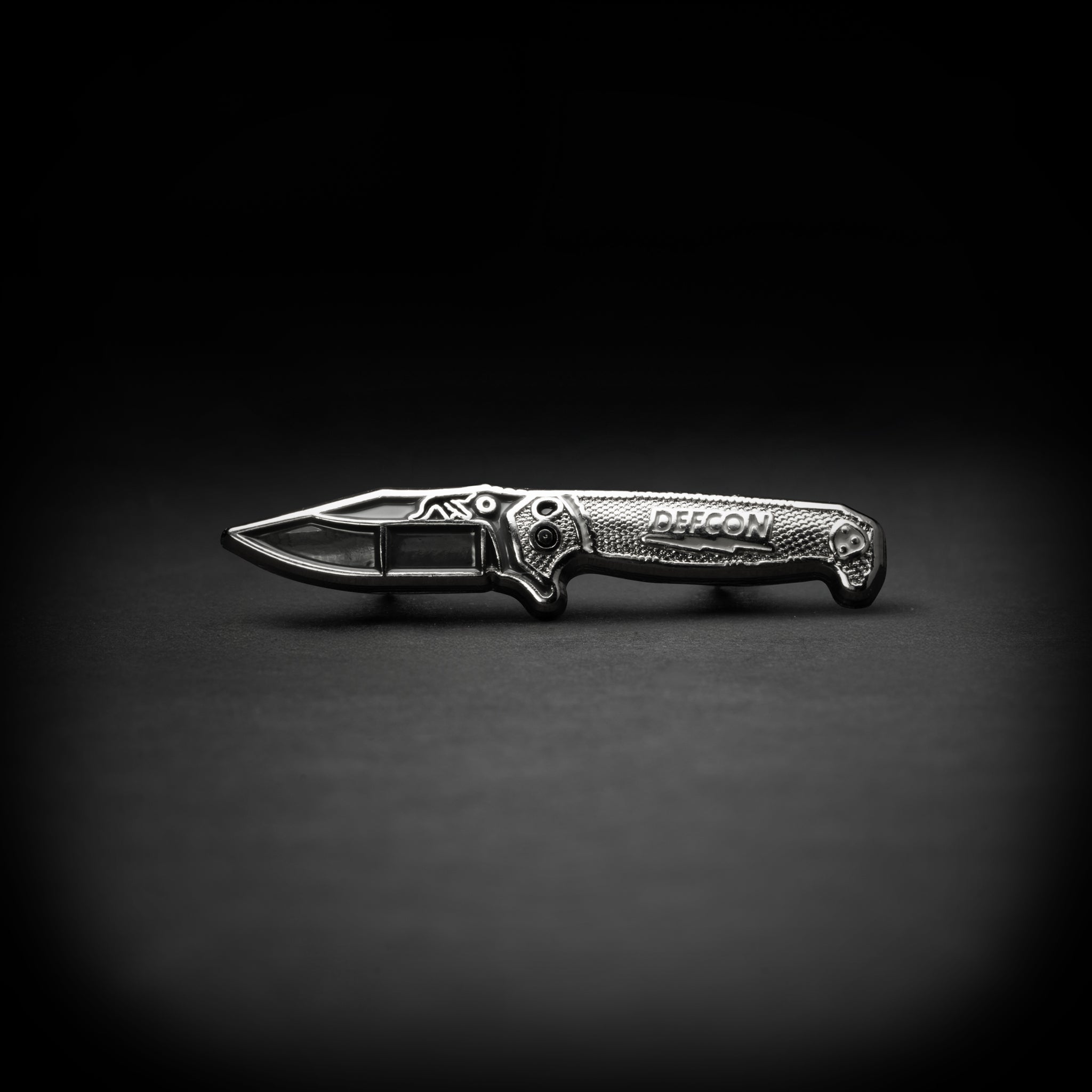 HFB KNIFE PIN – DEFCON GROUP